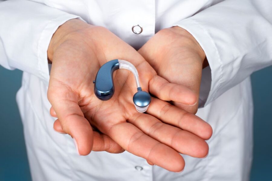 Cochlear Hearing Aids vs Traditional Hearing Aids